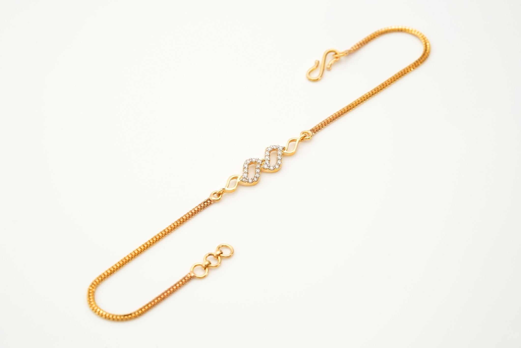 Bracelets – CARATIERA DIAMONDS
