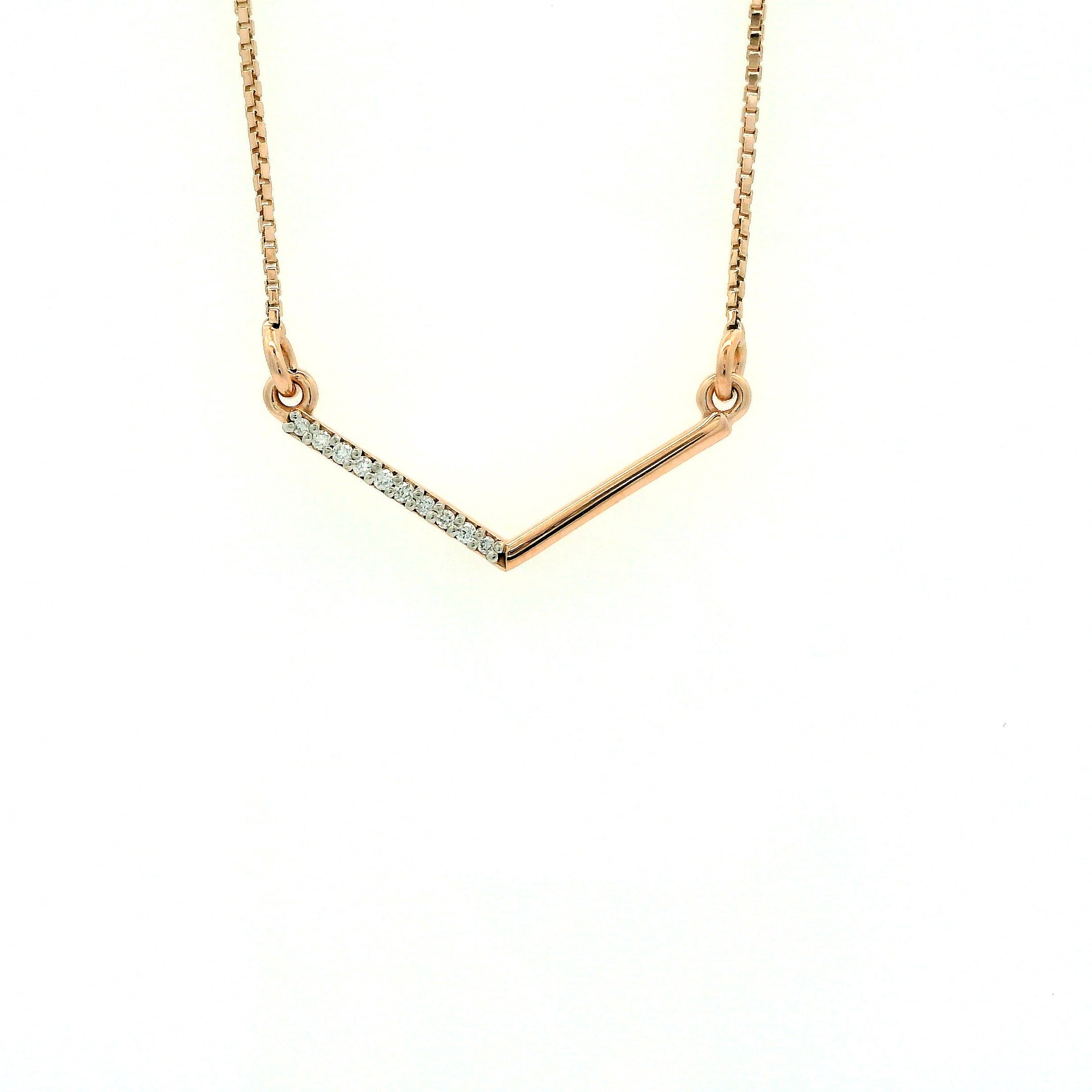 Elegant V-Shaped Pendant Necklace – CARATIERA DIAMONDS